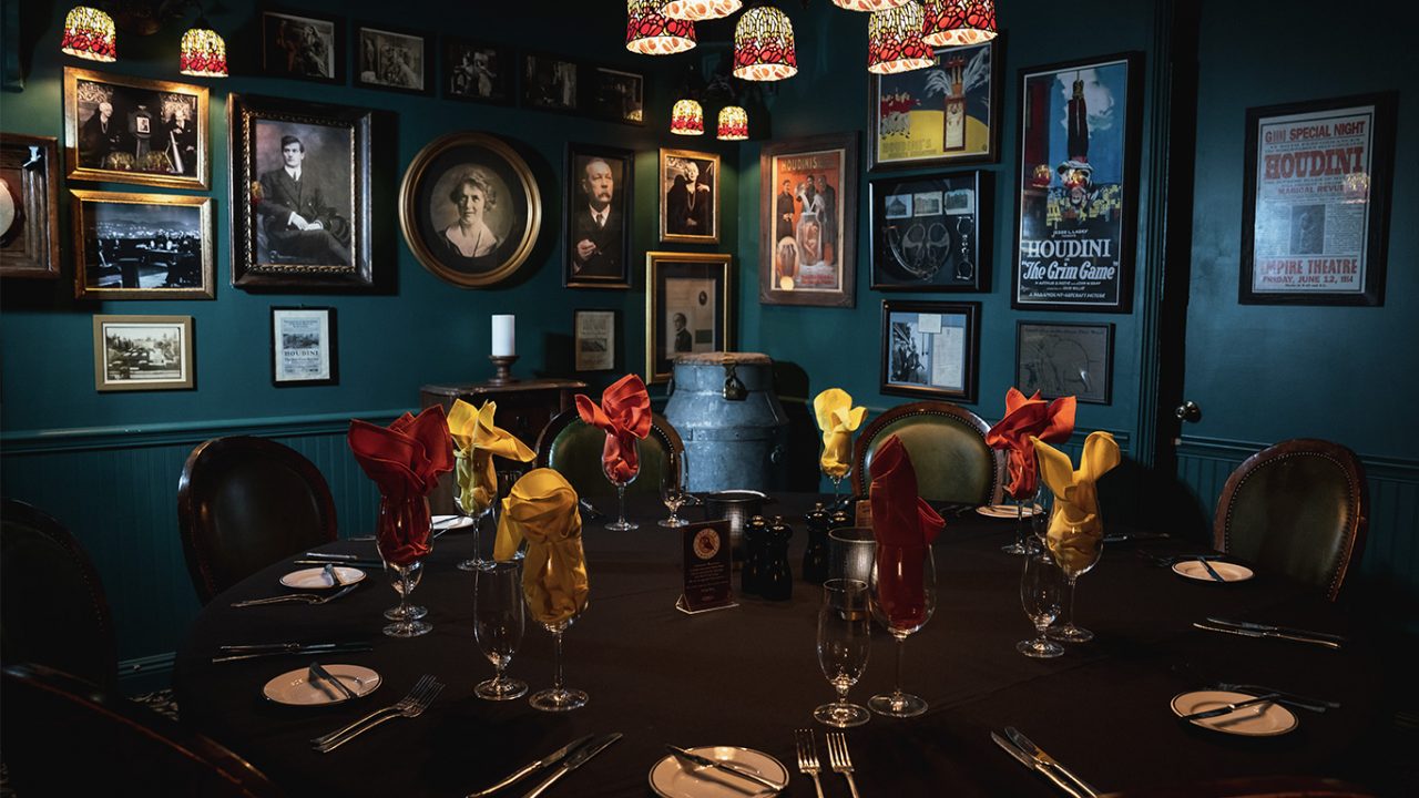 Houdini Séance | The Academy of Magical Arts